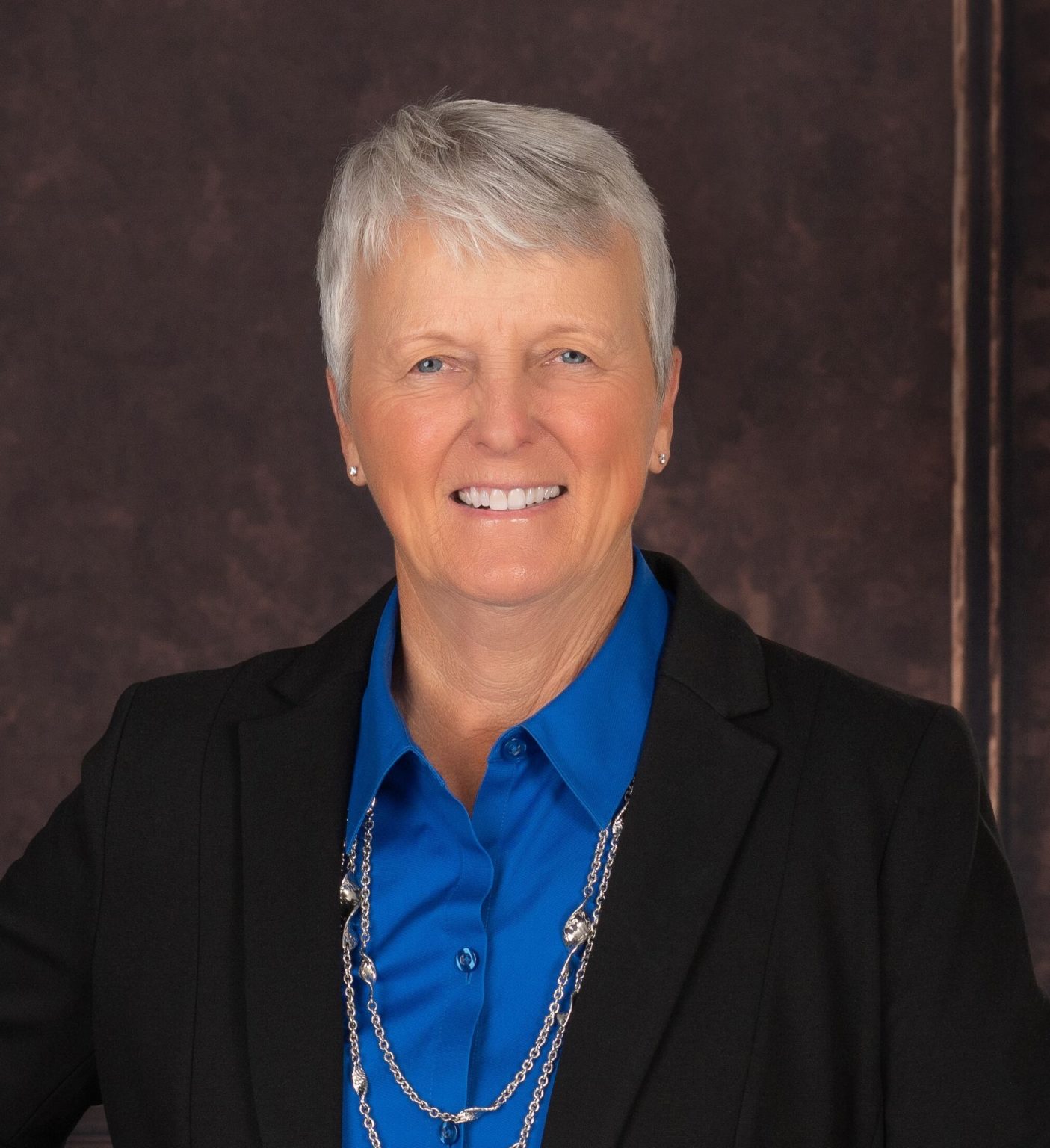 Nancy Q Headshot 2019 (2) - Nancy Quarcelino School of Golf